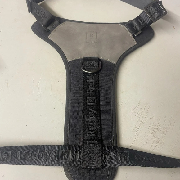 Reddy | Dog | Reddy Dog Harness Xxl Used On A Large Labrador Only Twice ...